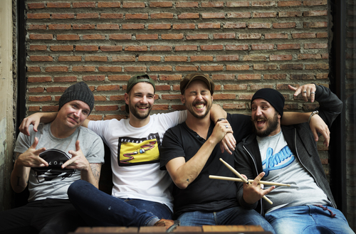 Healthier, Happier, Stronger: Why You Need to Catch Up with Your Mates ...